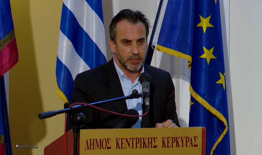 Η Κέρκυρα αγκάλιασε «το νησί της Σωτηρίας» του Νίκου Παργινού (Pics ...
