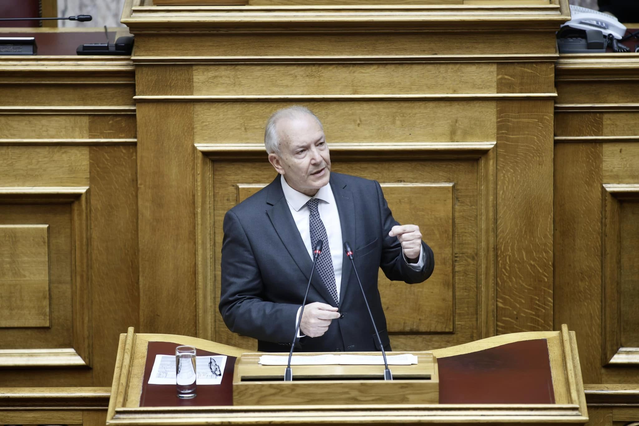 Γκίκας: Η Ελλάδα με τα F-35 μπαίνει και με τη «βούλα» στο Club των ...